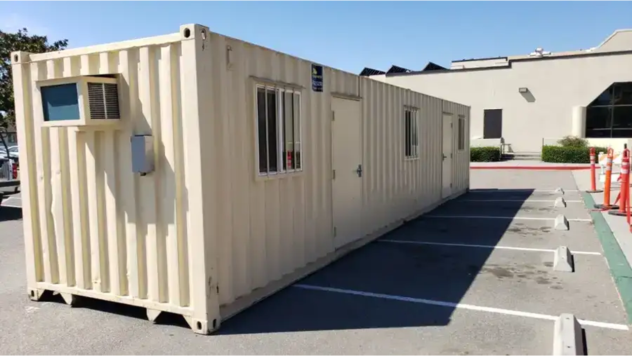 40-ft Shipping Container with Air Conditioning: Features, Dimensions ...